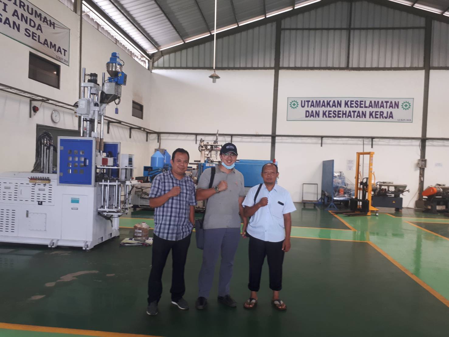 PT. Injeksi Plastik Pasifik - Album IPP